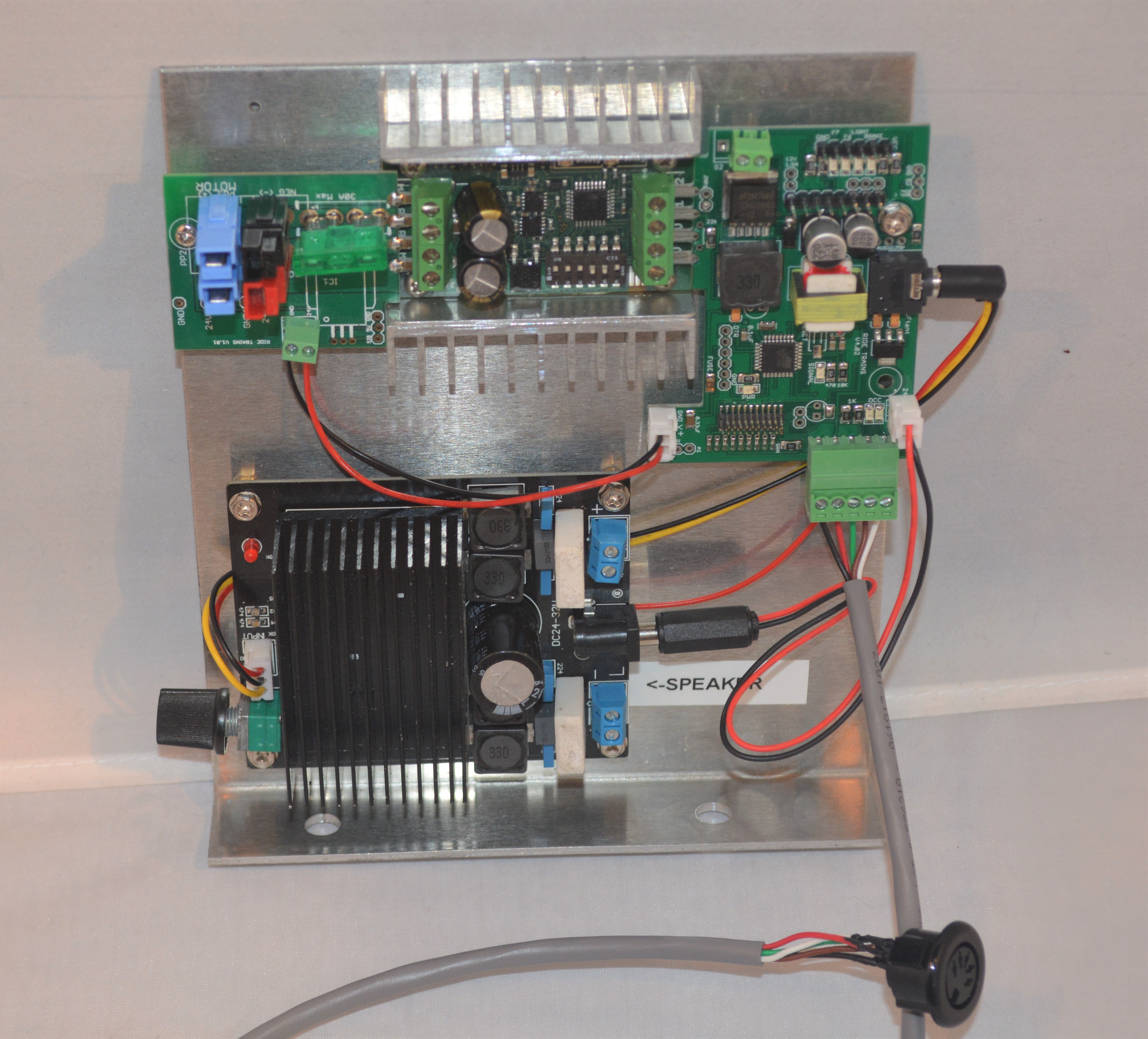 Syren25 system – Ride Trains